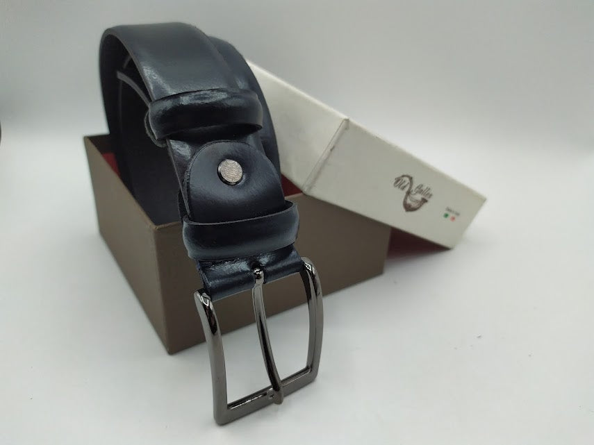 Elegant shiny belt – Old Galles